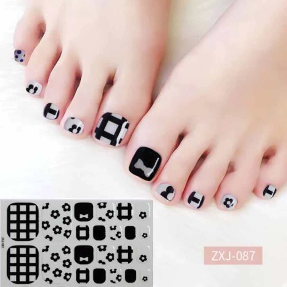 Summer Toe Nail Art