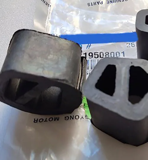 7118531000 Brand New Genuine Engine Cover Rubber Buffer Block Buffer ...