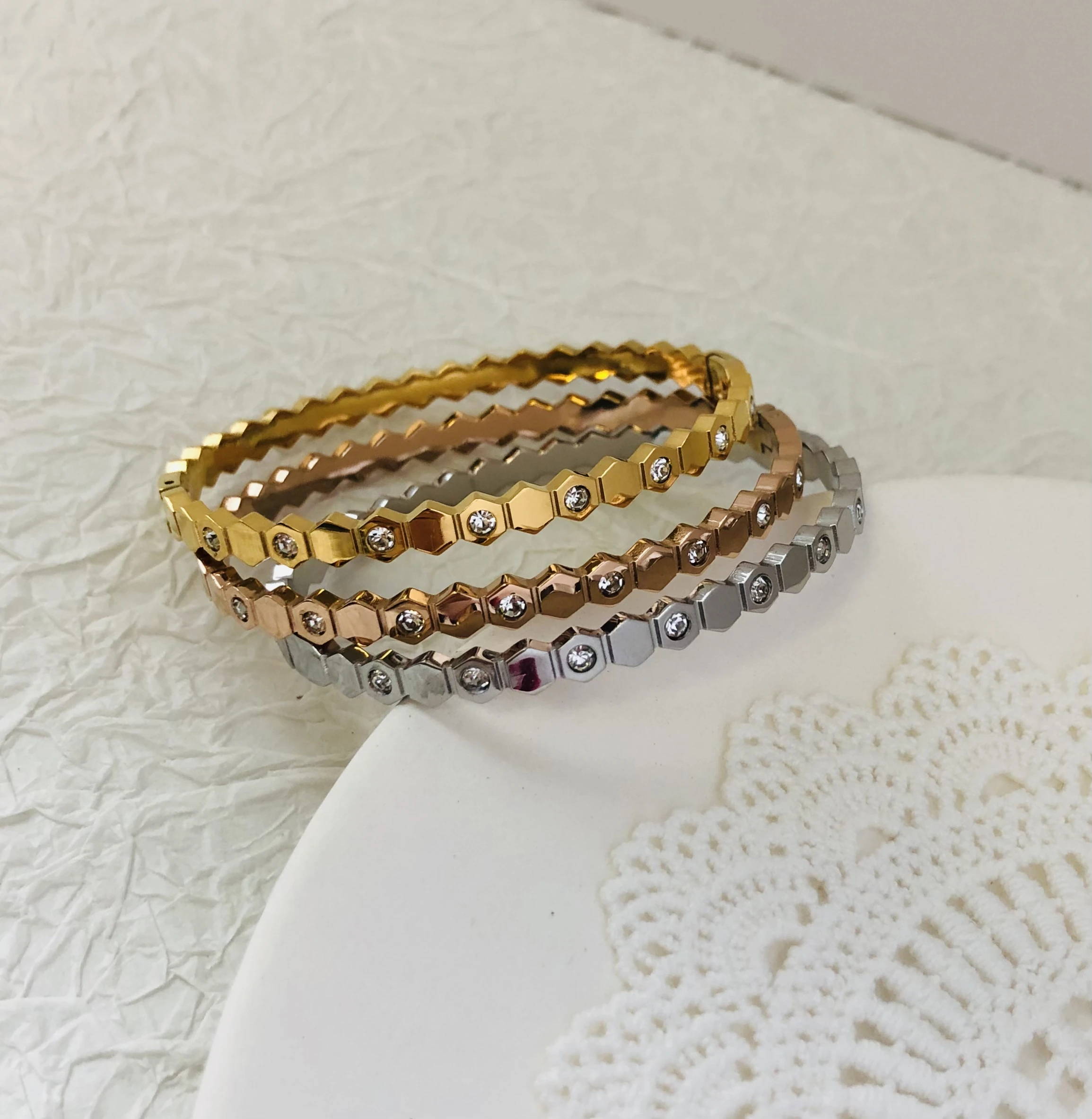 Big Brand Steel Bracelets For Women Honeycomb Shaped Bangles With Shell ...