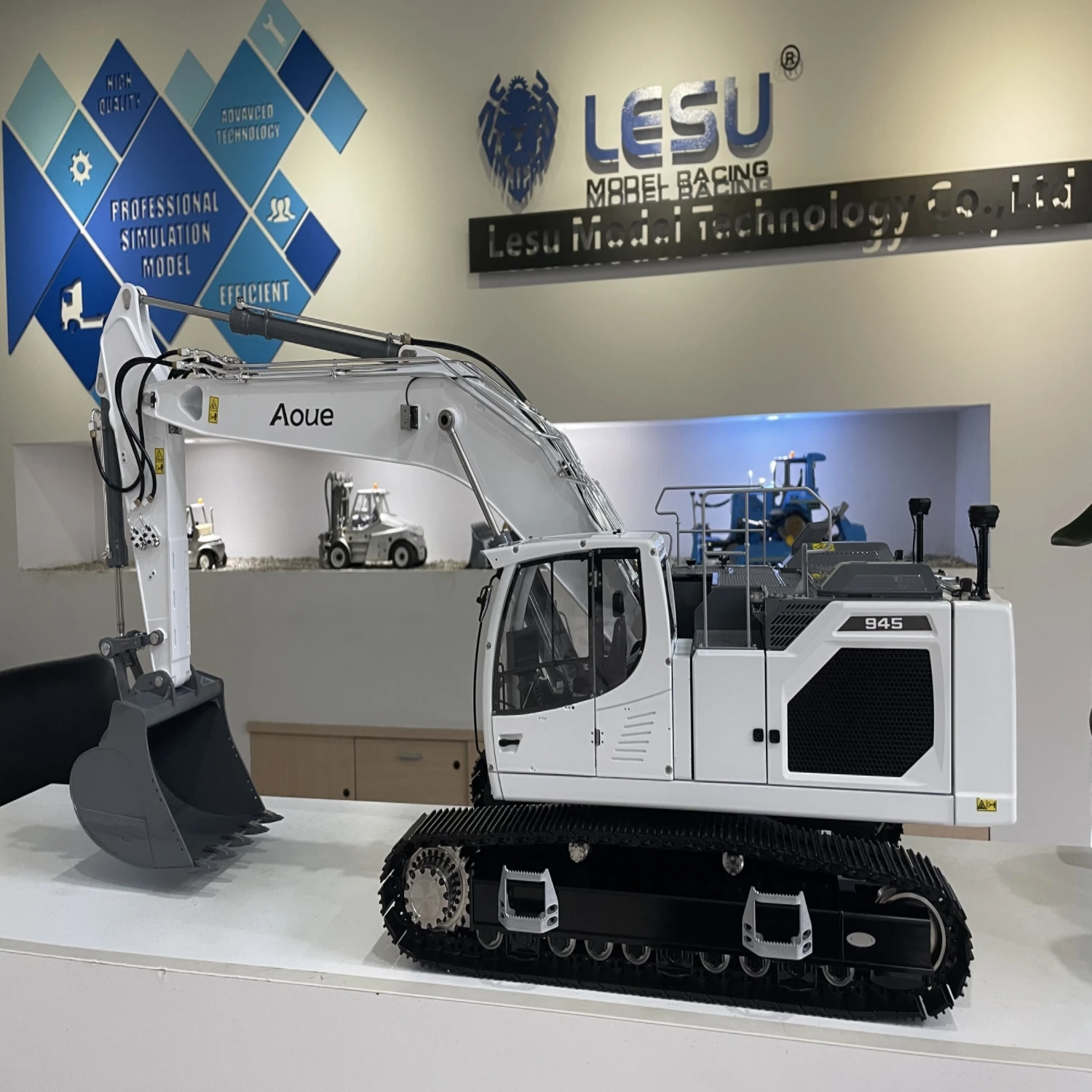 LESU Aoue-LR945 Metal Hydraulic RC Excavator Wireless Control Digger 1/ ...