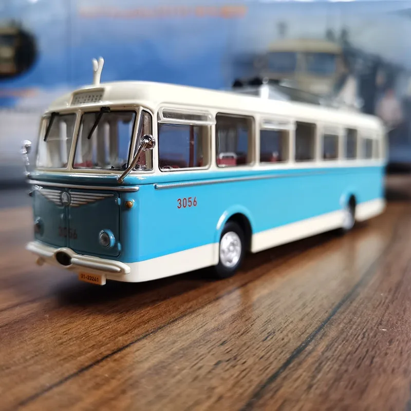 Tr-lebus-modelo-skoda-8tr-115-1-64-beijing-nibus-presente-da-cole-o.jpg