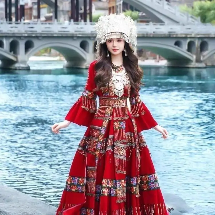 Embroidered-red-Miao-clothing-for-young-girls-Miao-ethnic-ancient-style ...