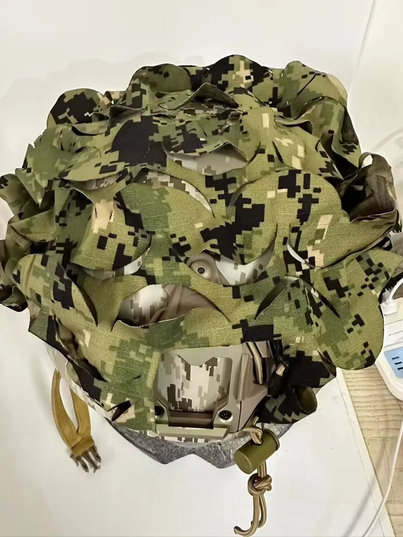 3D-Laser-Cutting-Camouflage-Outdoor-Polychrome-helmet-cover-Cloth.png