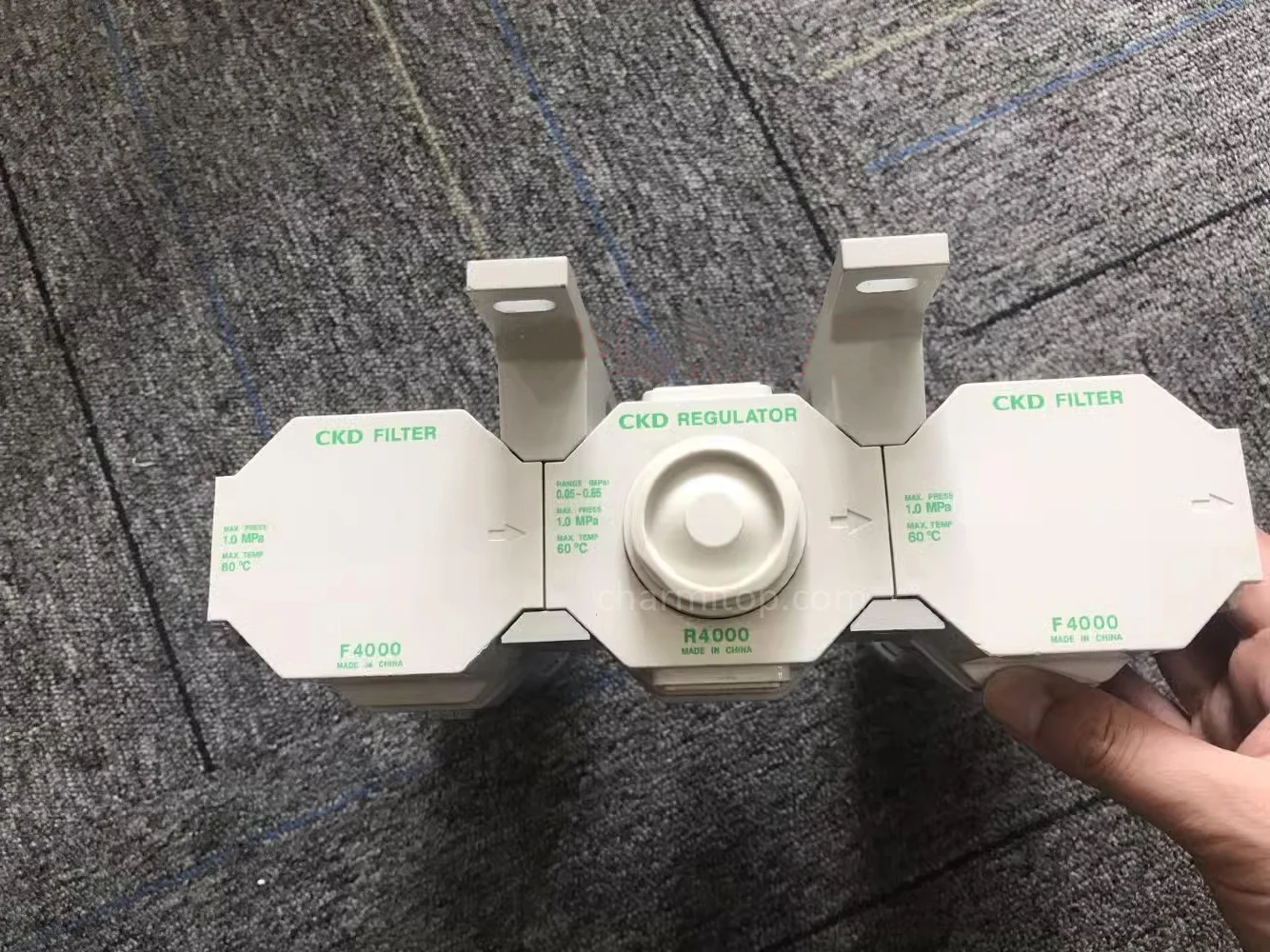 CKD-F4000-R4000-F4000-Triplet.jpg