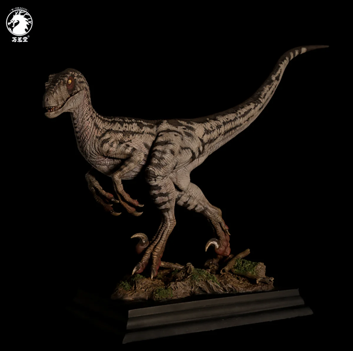 Jurassic Park 3 Velociraptor Female
