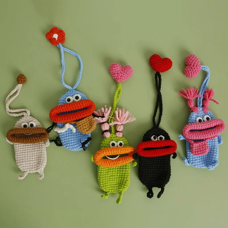 Funny Keychains Unique Knitted Sausage Mouth Design Key Holder Useful ...