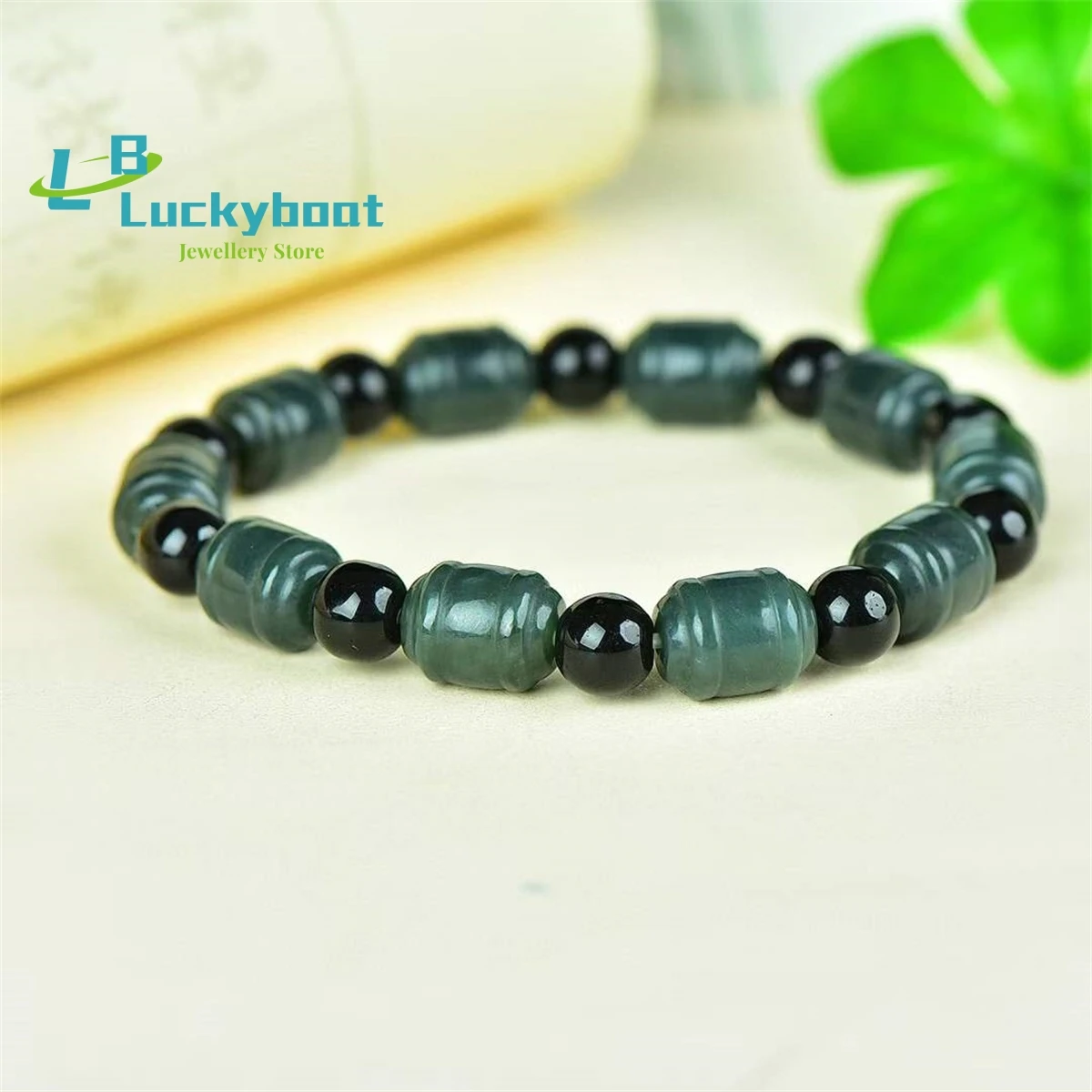 Natural-Hetian-Jade-Clipper-Card-Bracelet-Simple-and-Elegant ...