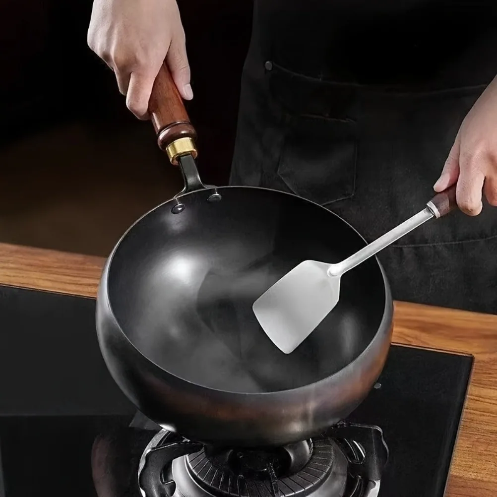 Handmade Wok Cast Iron Pot with Large Belly Irror Surface Non-Stick ...
