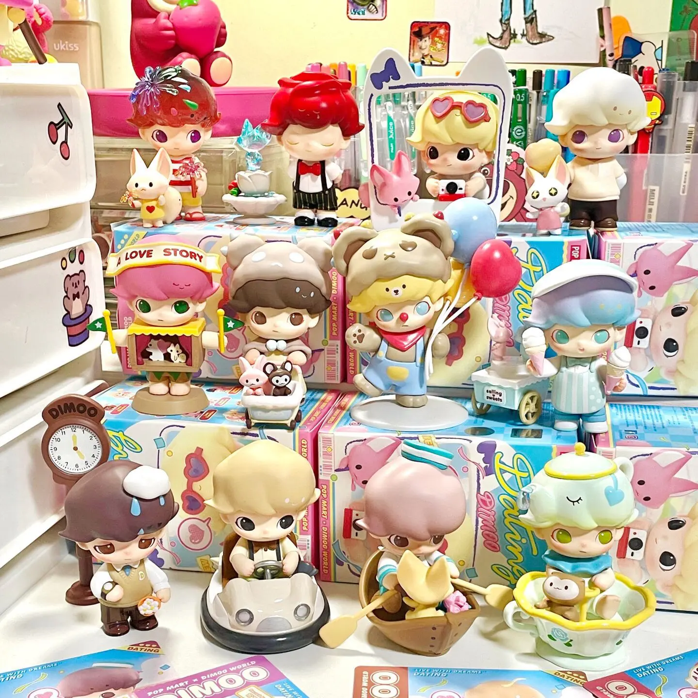 Dimoo-Date-Day-Series-Handheld-Blind-Box-Popmart-Pop-Mart-Trendy-Toy ...