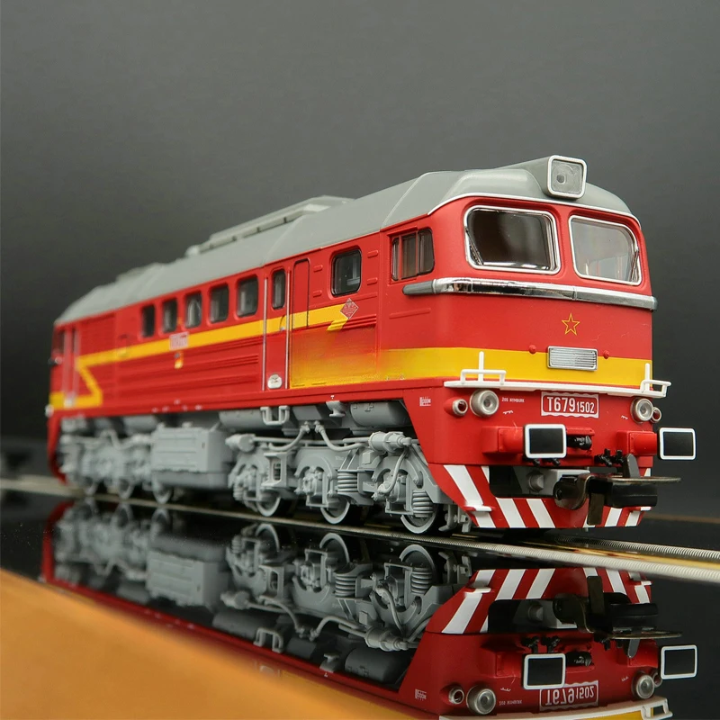 PIKO-HO-1-87-52931-T679-Train-Model-Toy-Internal-Combustion-Czech-CSD-Four-Generation-M62.jpg