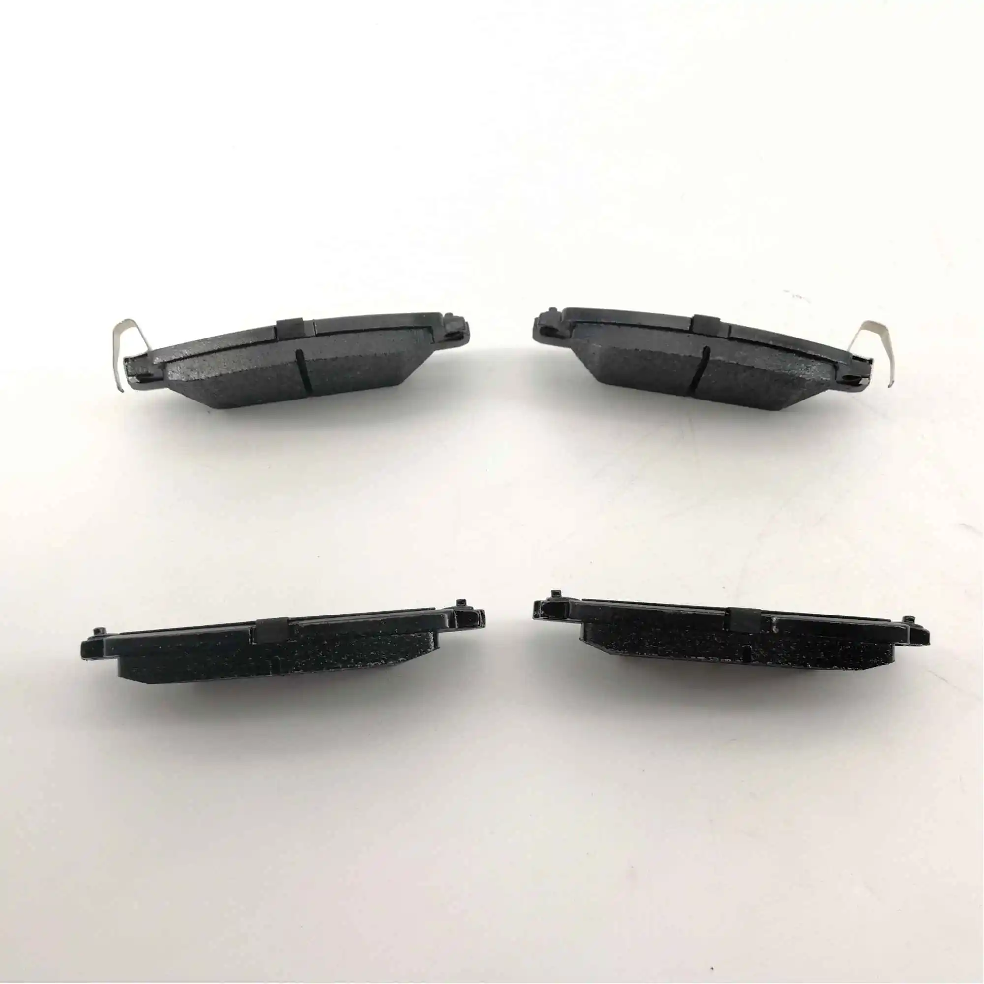 GD149-D1846-4piece-set-Car-Brake-Pads-Rear-For-M-AZDA-CX-5-2015-2016 ...