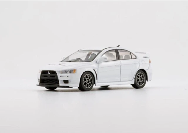 Lancer Evolution X White