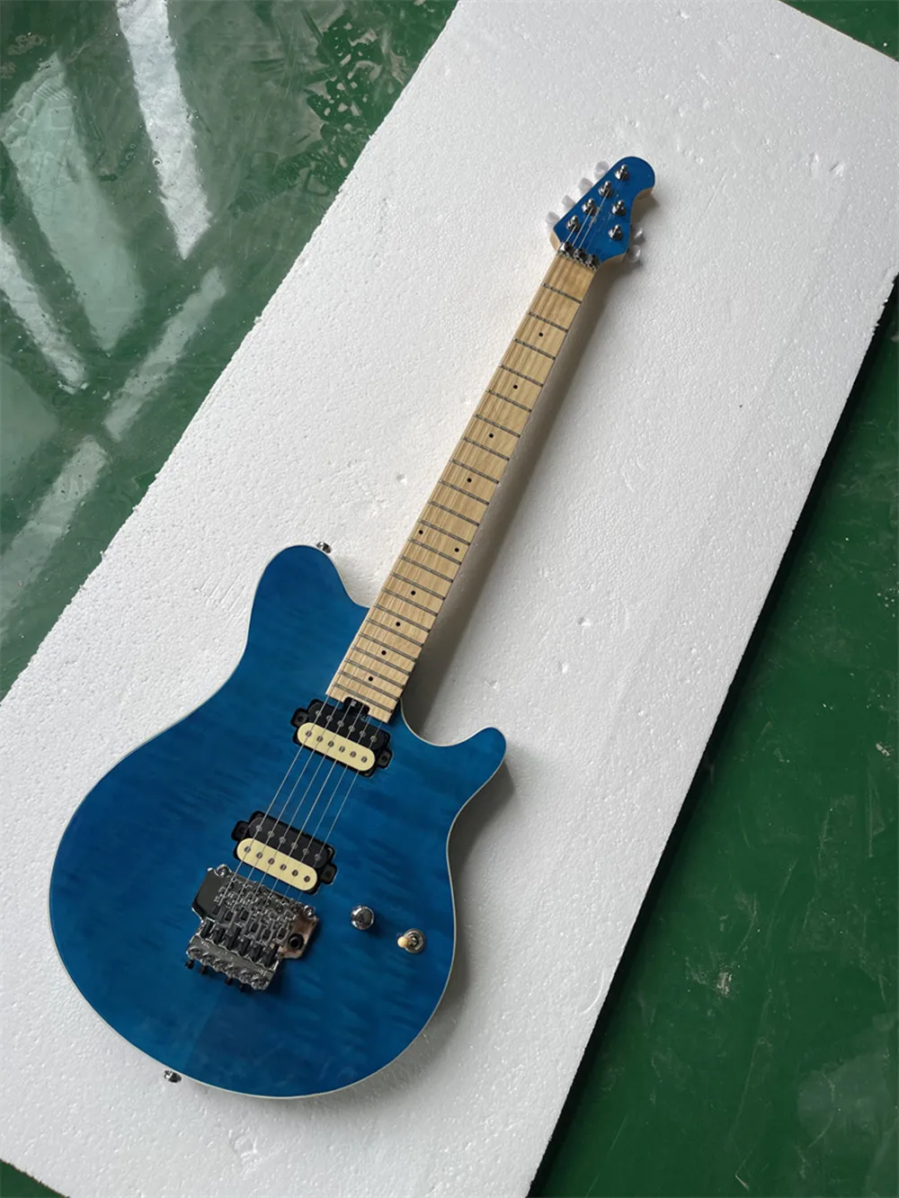 Blue Body 6 Strings Electric Guitar with Flame Maple Top,Chrome ...