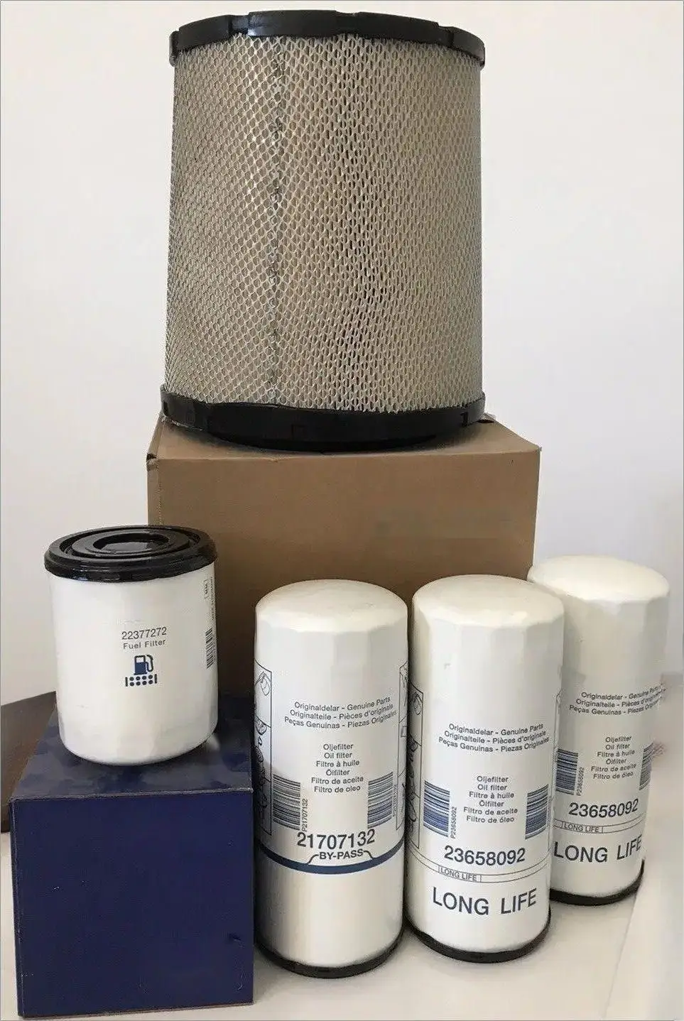 22377272-21196919-23658092-21707132-Filter-kit-compatible-with-Volvo ...