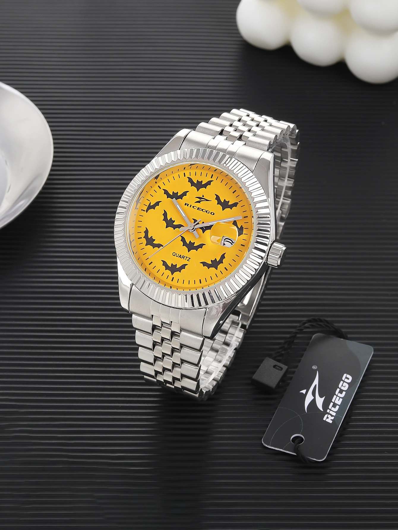 Ricecgo 1Pc Men's Classic Quartz Watch - Festive Style, Bat Pattern ...
