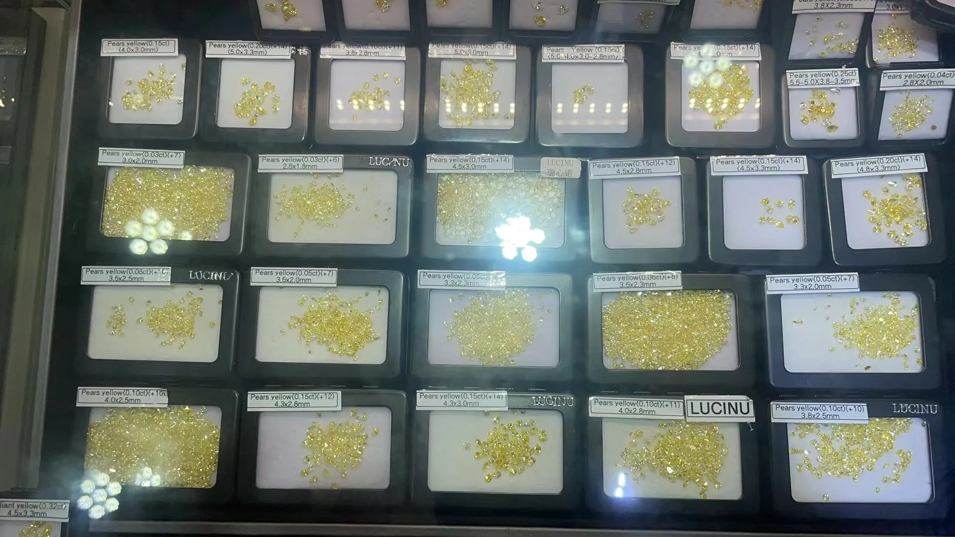 Yellow-Color-Pear-Cut-Melee-Stone-EF-VS-VVS-Lab-Grown-Diamond-HPHT.jpg