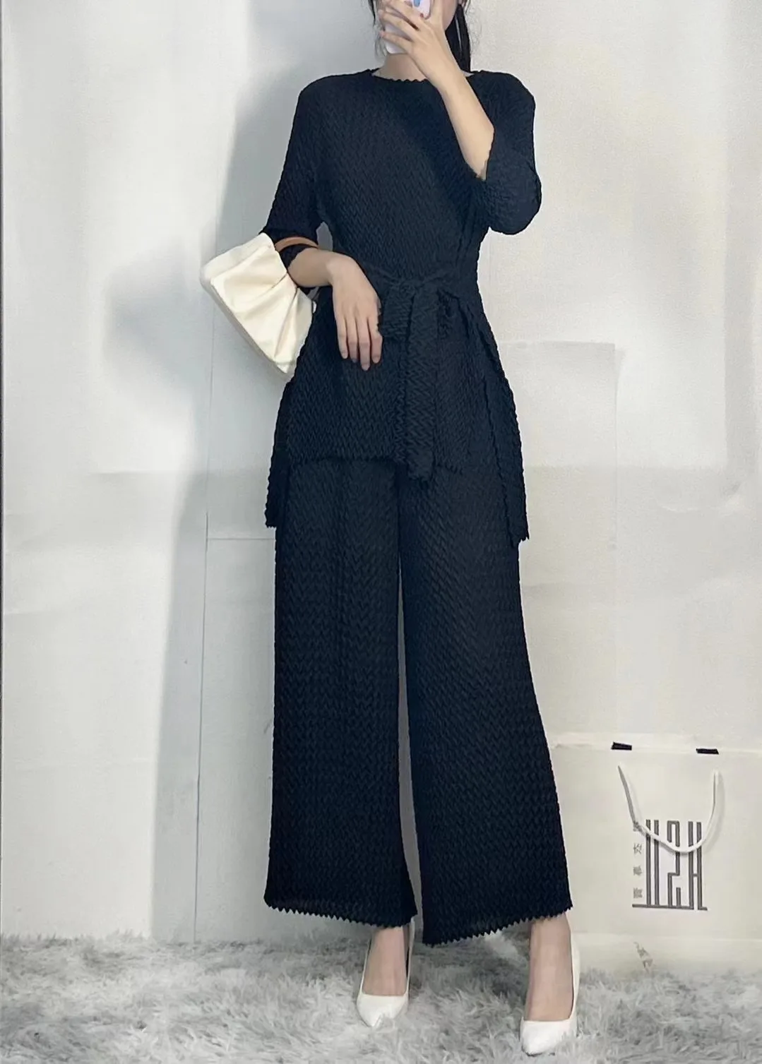 Pleated-Clothes-Family-Three-Mansions-Pleated-Handmade-Pleated-Set-2024 ...