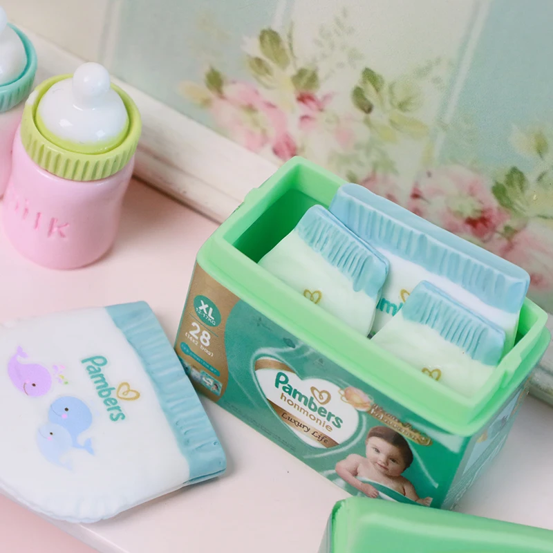 1:12 Dollhouse Miniature Baby Diaper Model Dollhouse Small Items Play ...