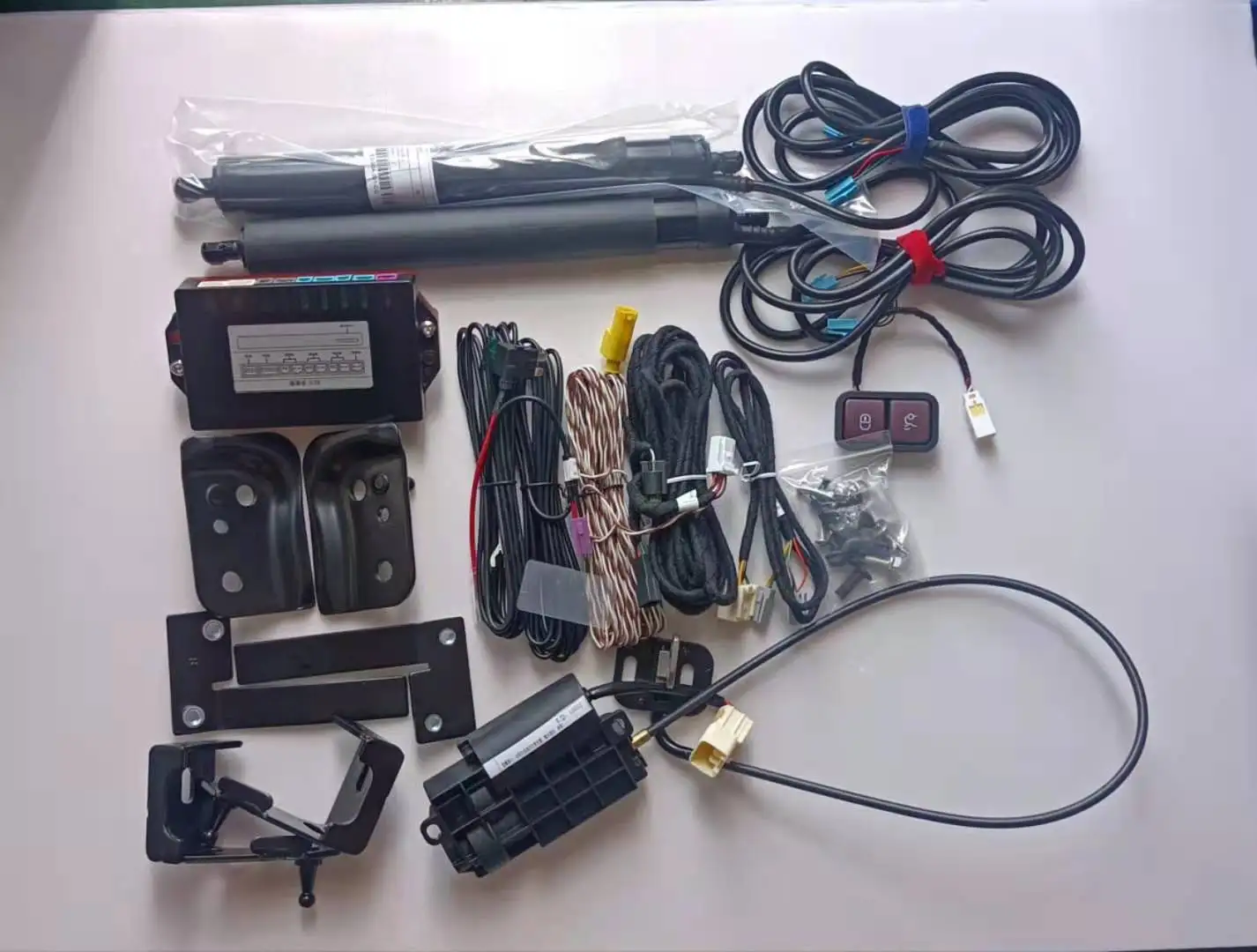 Automotive-aftermarket-electric-tailgate-lift-kit-soft-close-lock-power ...
