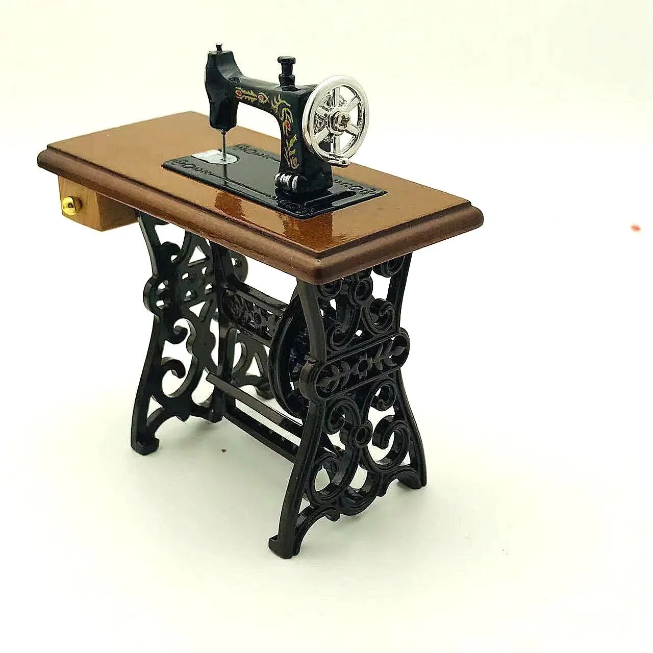 Pretend Sewing Machine Figurine Sewing Machine Model Miniature Scene ...