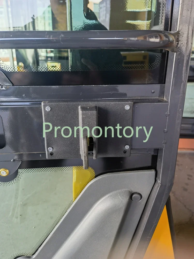Loader Forklift Positioning Lock The Engineering Car Is Equipped with ...
