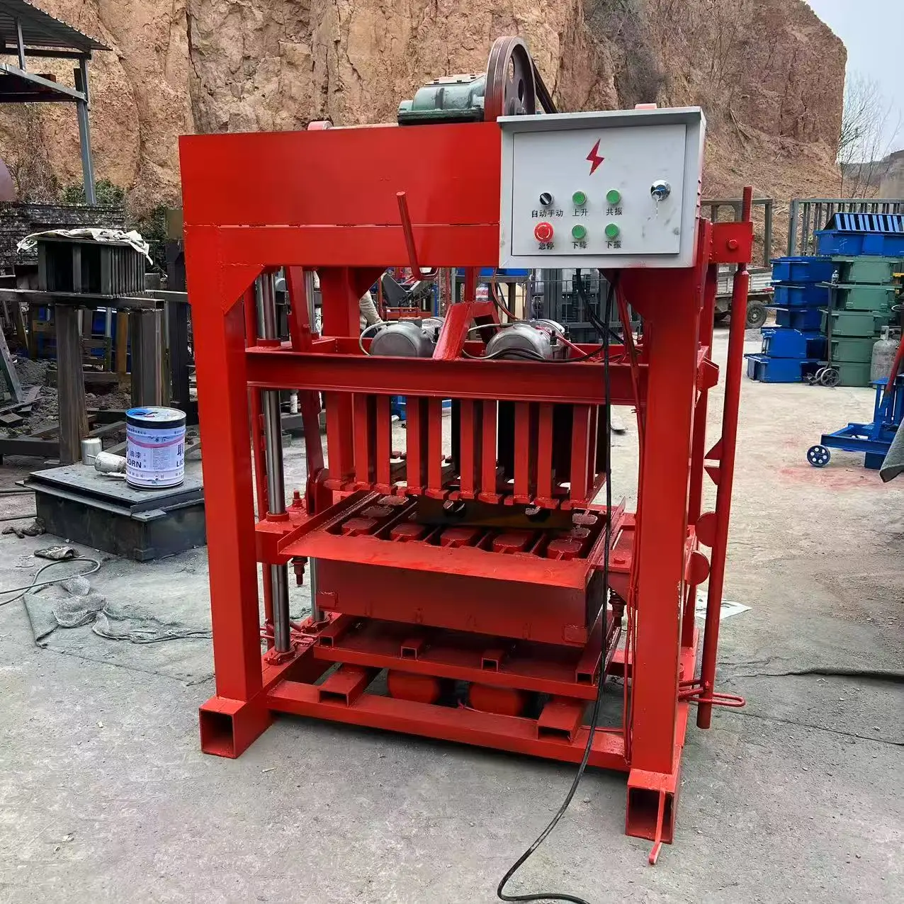 Concrete Cement Solid Block Making Machine Automatic Engine Brick ...