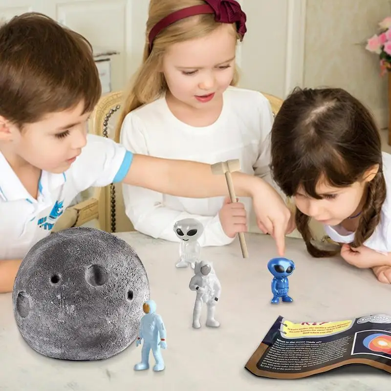 Space Toys Dig Kit Educational Toys Moon Astronaut Outer Space Plastic ...