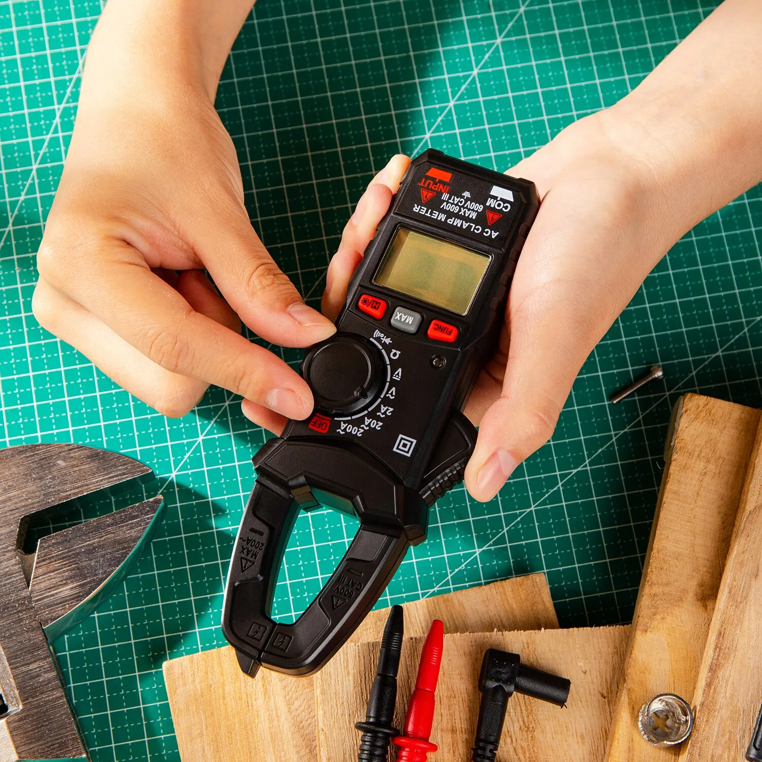 Deli-Digital-Clamp-Meter-Professional-Digital-AC-Current-Multimeter ...