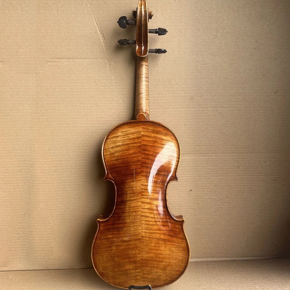 Violino-europeu-com-verniz-a-leo-instrumento-musical-cl-ssico-vibra-o ...
