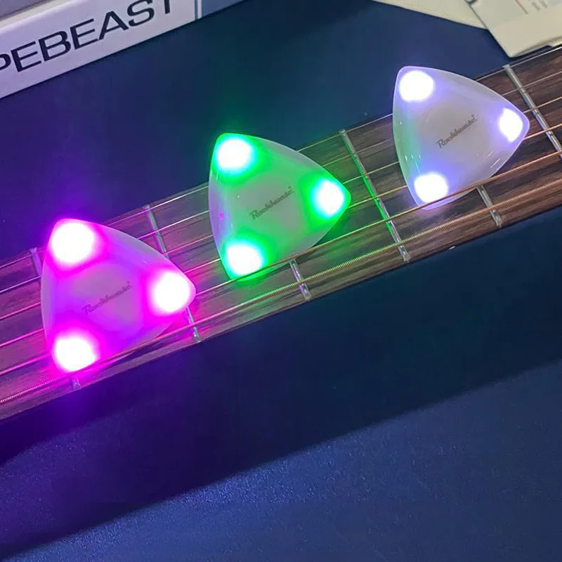 Guitar-Touch-Luminous-Pick-High-Sensitivity-LED-Light-Plectrum-Stringed ...