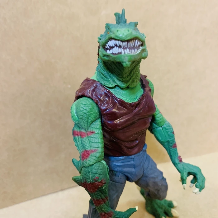 Ultimate Spider Man Lizard Figure