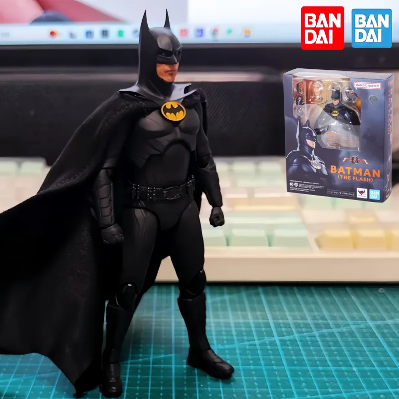 Bandai-Shfiguarts-A-Estatueta-Flash-Michael-Keaton-Batman-Bruce-Wayne ...