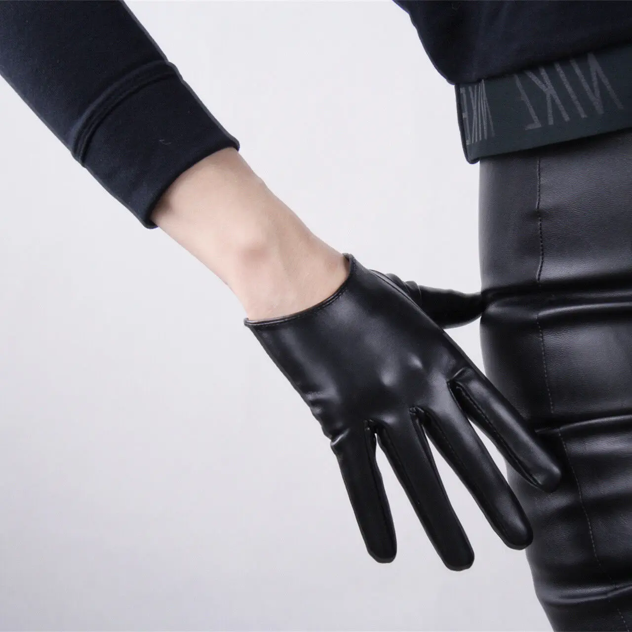TECH-GLOVES-Extra-Short-Faux-Leather-Black-Cosplay-Touchscreen ...