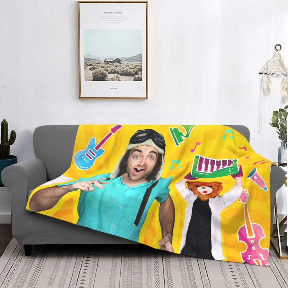 Danny Go Logo PNG: What Makes This Cartoon-Themed Plush Blanket a ...