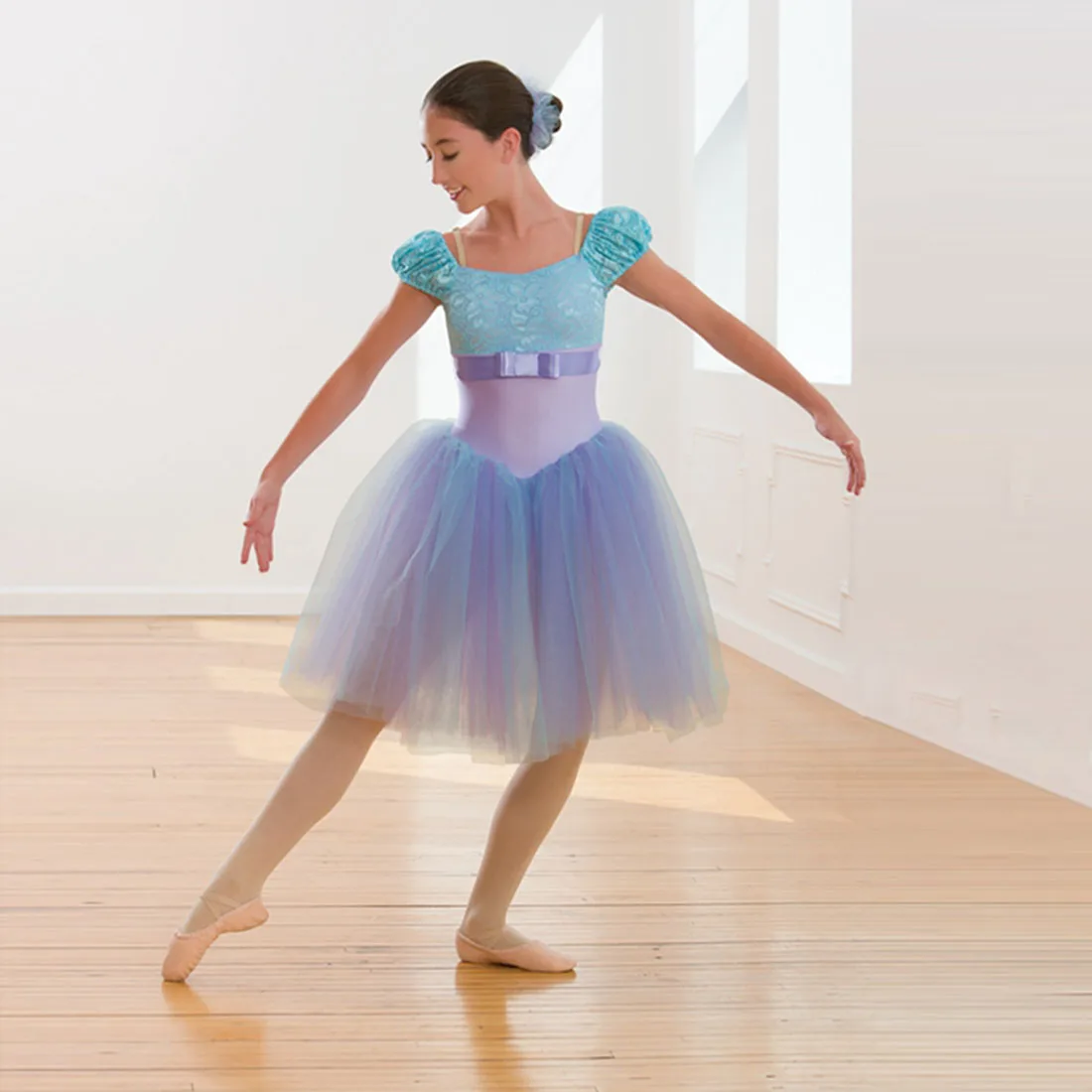 Modern-Ballet-Dance-Dress-Blue-Lace-Stretch-Fabric-Top-Violet-Long-Yarn ...