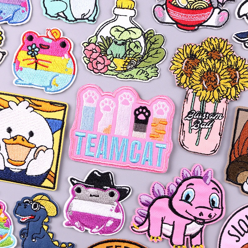 Cartoon-Patch-Iron-On-Patches-For-Clothing-Cat-Paw-Embroidery-Patches ...