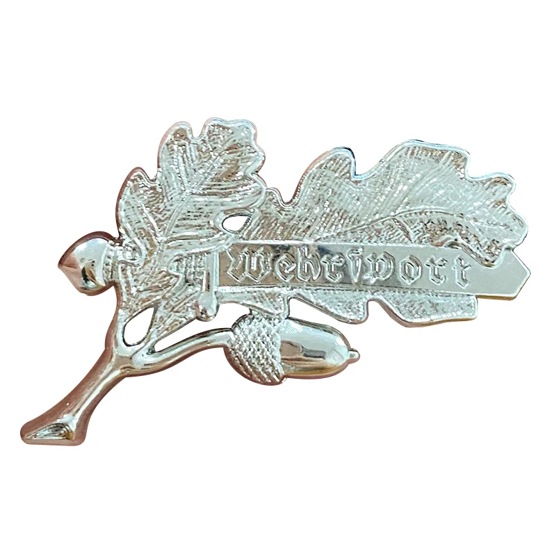 German-Jager-Troops-Oak-Leaf-Metal-Badge-for-Hunting-Outdoors.jpg