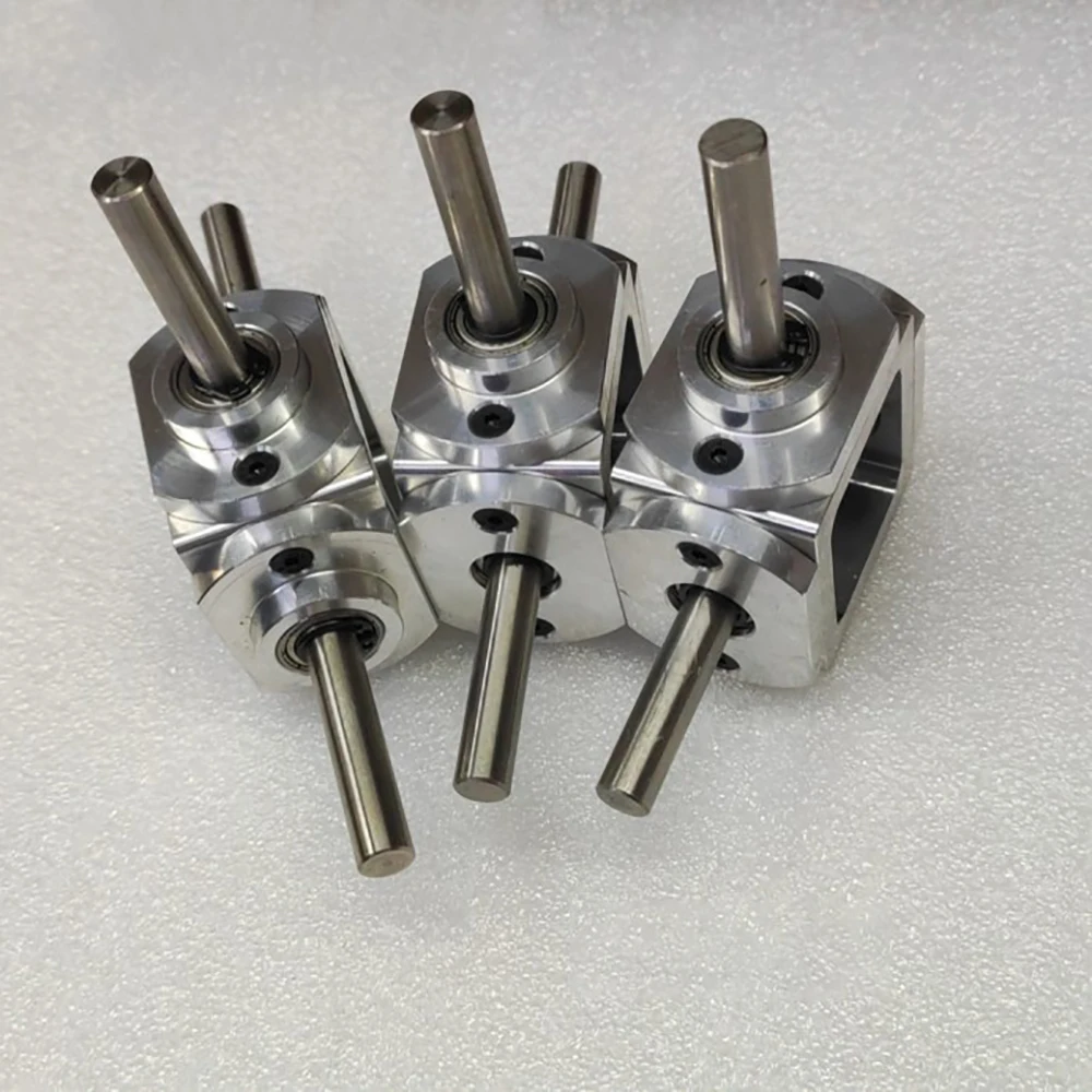 Ratio-1-1-T-Type-Cross-Commutator-Right-Angle-Transmission-1M-20T-Bevel ...