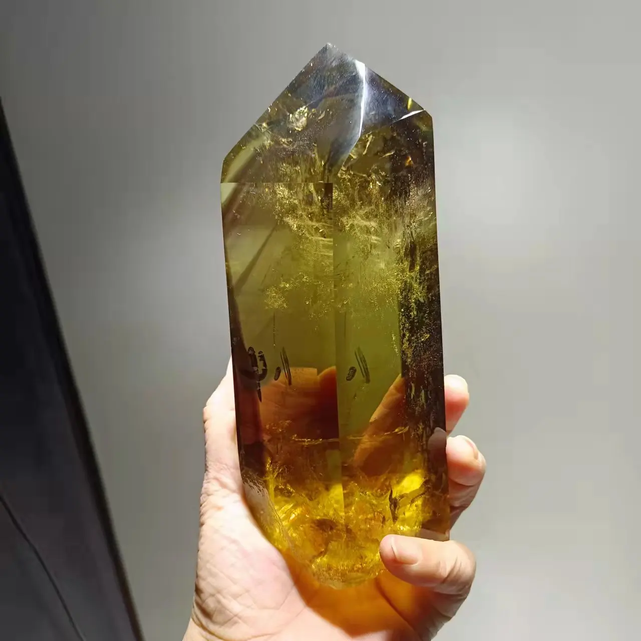 High-Quality-Natural-Yellow-Transparent-Crystal-Wand-Quartz-Pillar ...