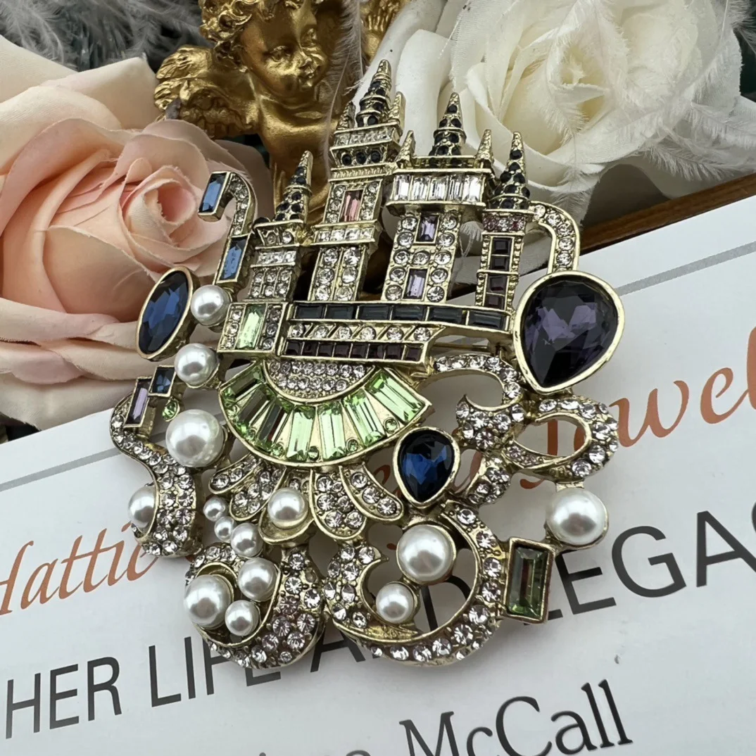 Classic Luxury full Diamond Czech Diamond Rhinestone Pearl Castle ...