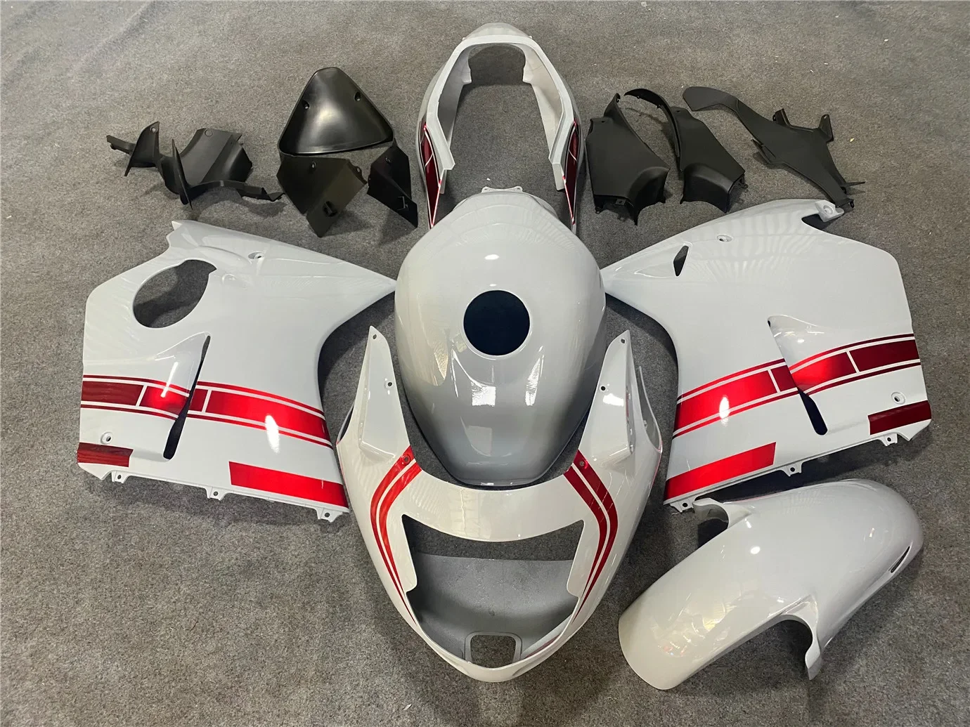 Motorcycle-Fairing-Set-Suitable-for-CBR1100XX-1996-1997-2000-2004-2005 ...