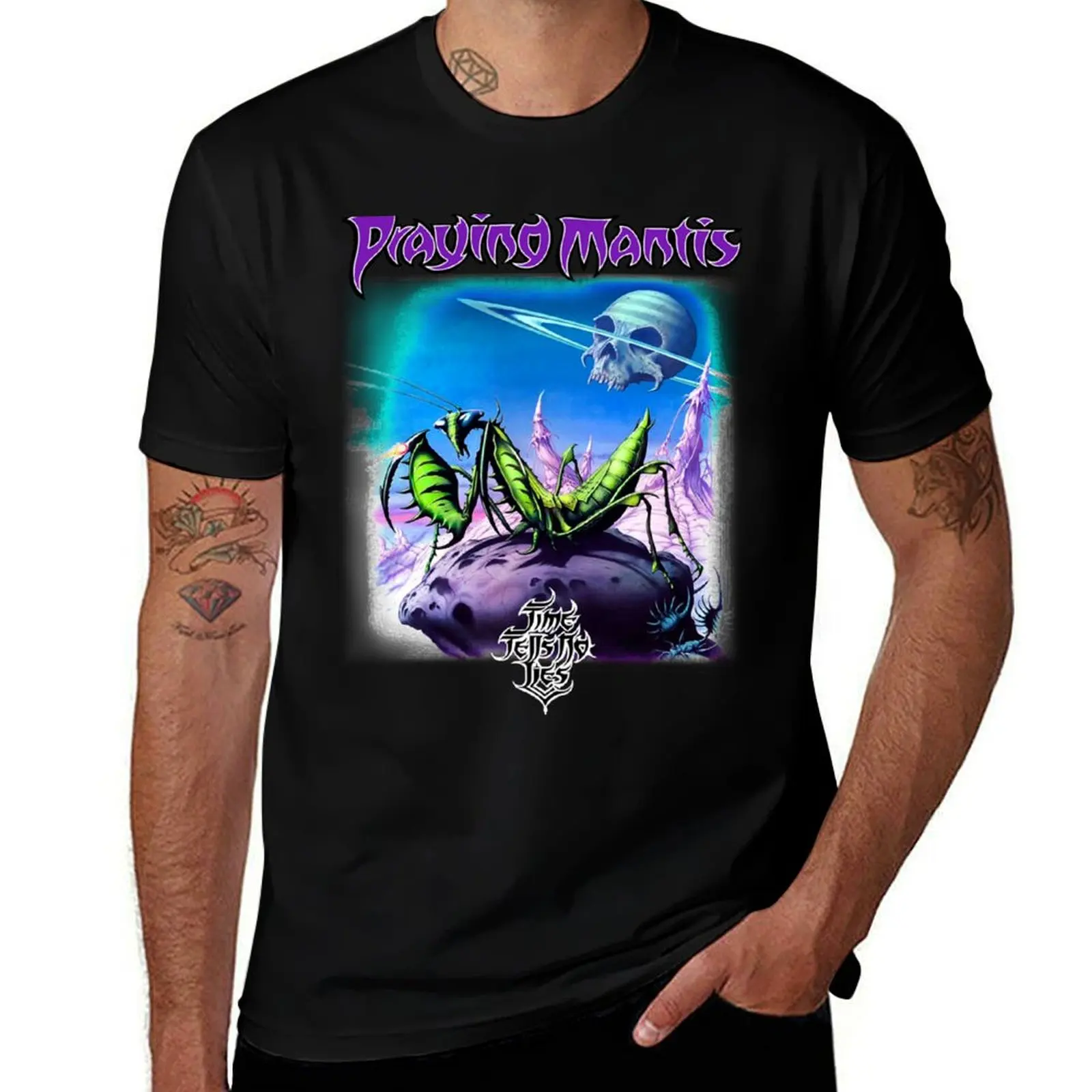 Old Praying Mantis: A Symbol of Strength and Style in Modern Fashion