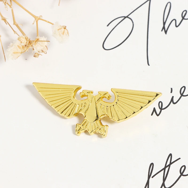 Insignia-de-guila-del-imperio-de-doble-cabeza-dorada-Pin-de-Aquila ...