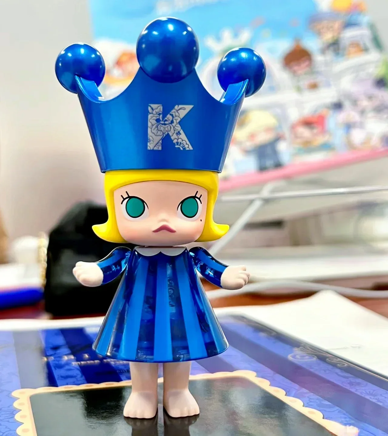Molly-Princess-100-Mega-Royal-Crown-Blue-Figure-Art-Collection ...