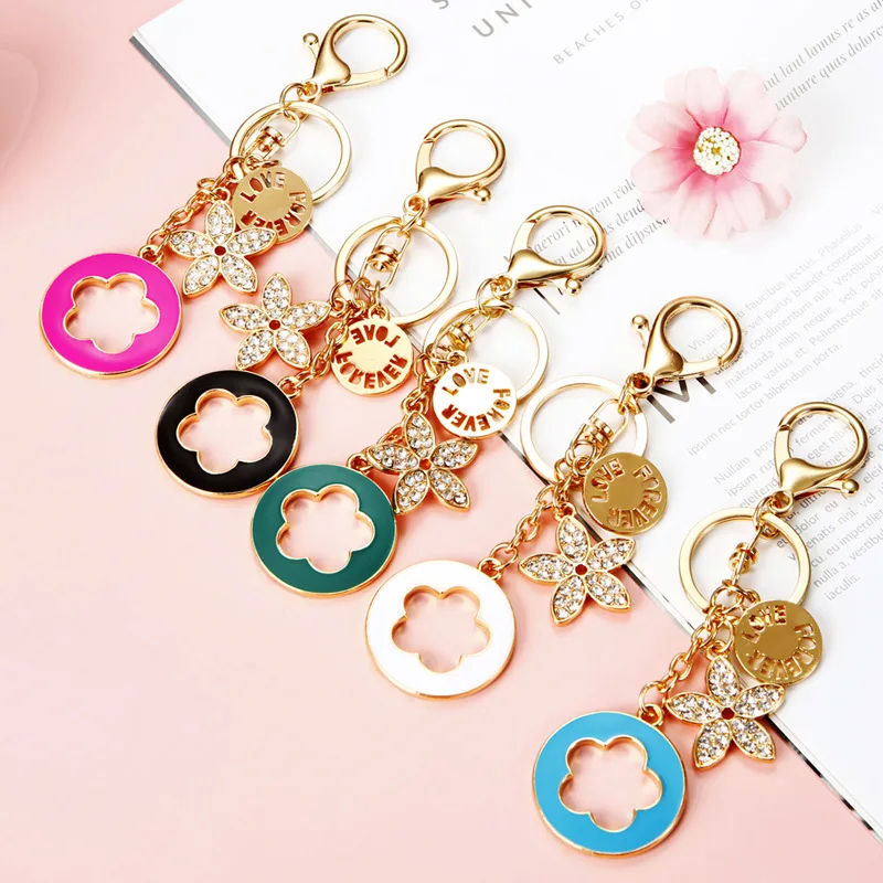 Alloy-Lucky-Clover-Woman-Luxury-Keychain-Designer-Bag-Jewellery.jpg