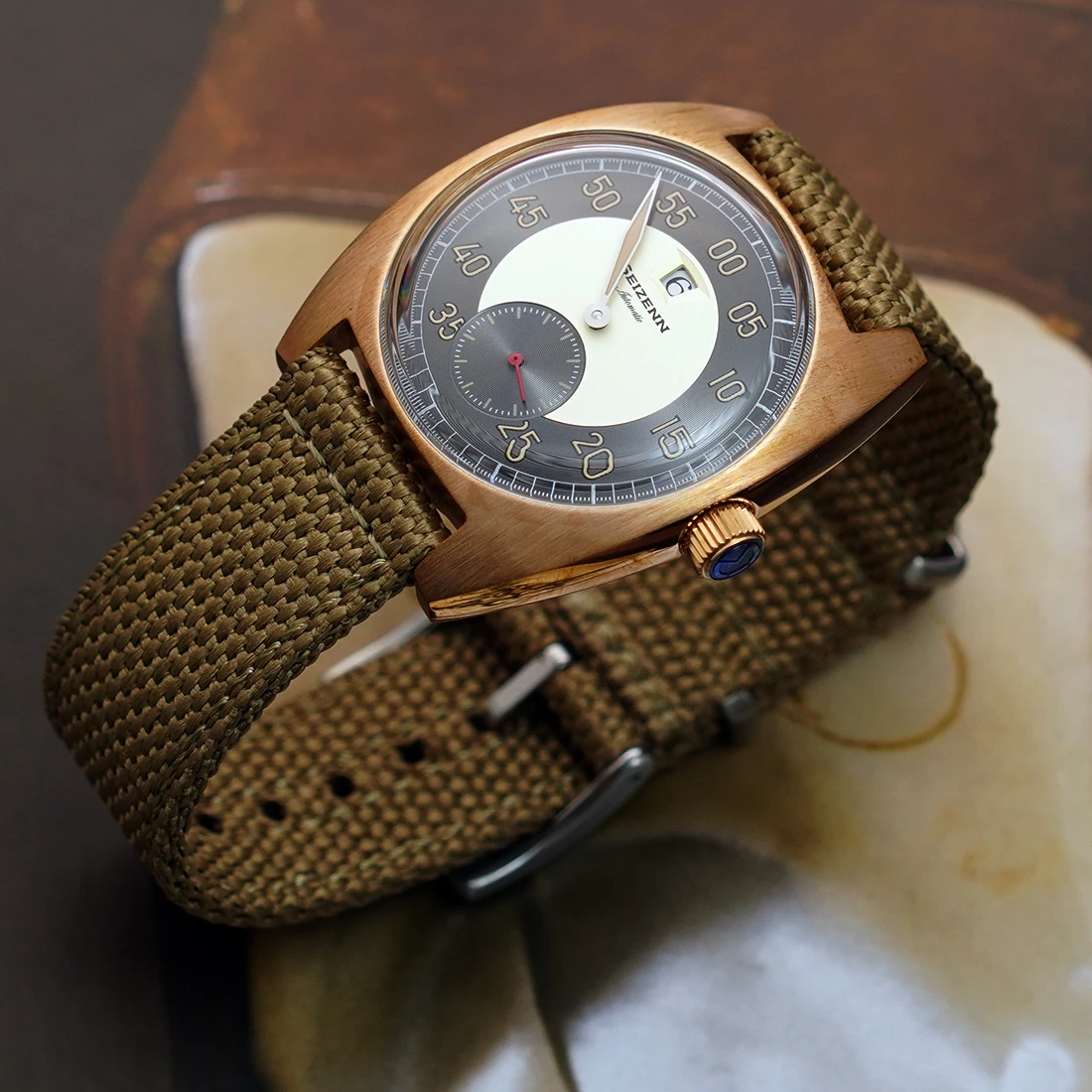 NEW-Pierre-Paulin-Watch-Jumping-Hour-Men-Watch-Blue-Dial-Automatic-St17 ...