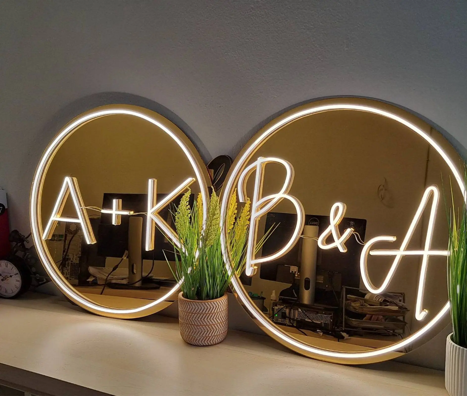 Mirror-Neon-Sign-Round-Wedding-Neon-Sign-with-Gold-Acrylic-Backing-and-Led-Customized-Initials ...