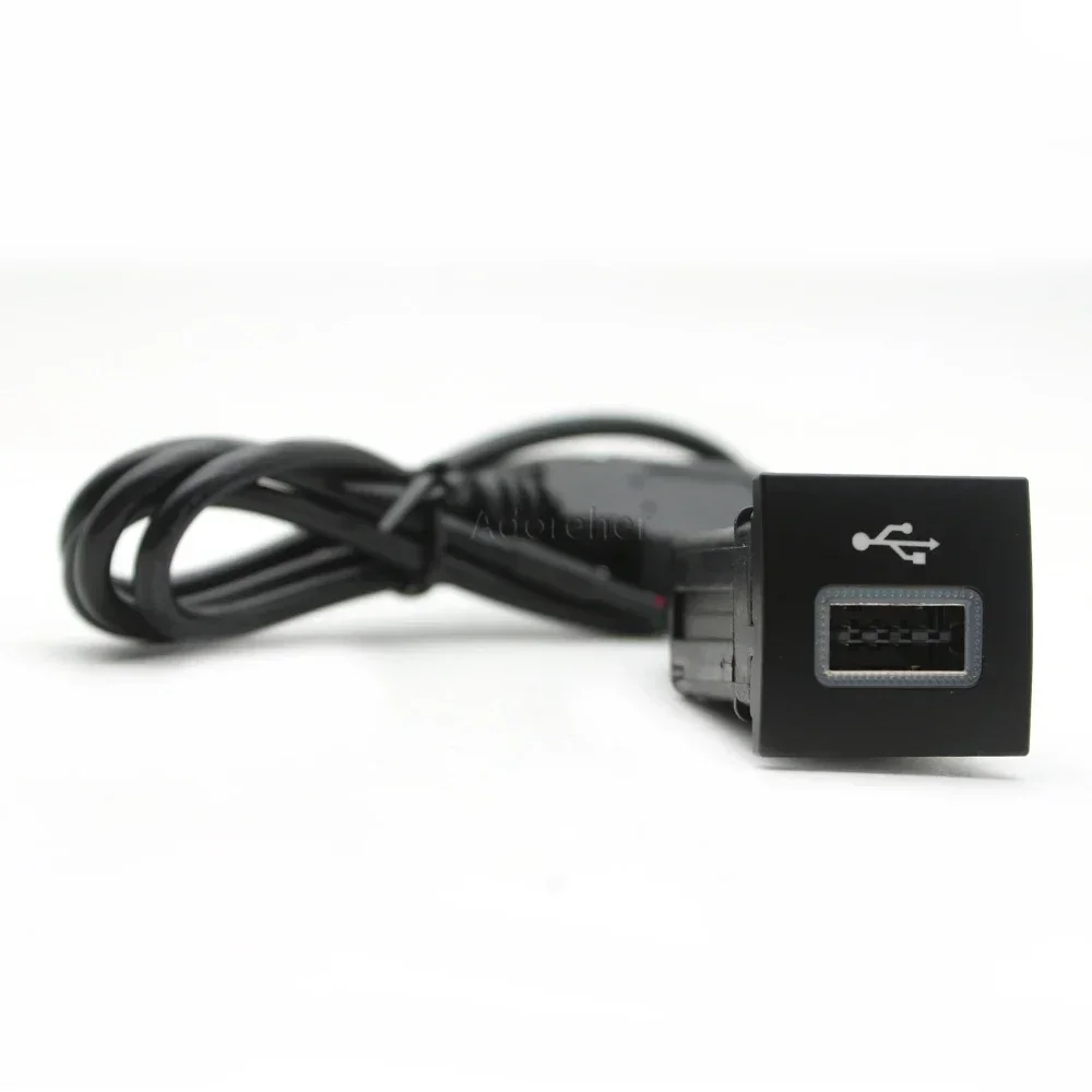 Adattatore-di-ingresso-USB-per-auto-Audio-Radio-Musica-U-disk-Cavo-di ...