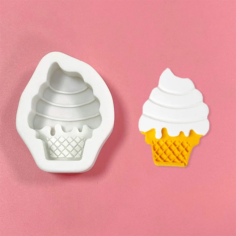 Microphone Cupcake Cones