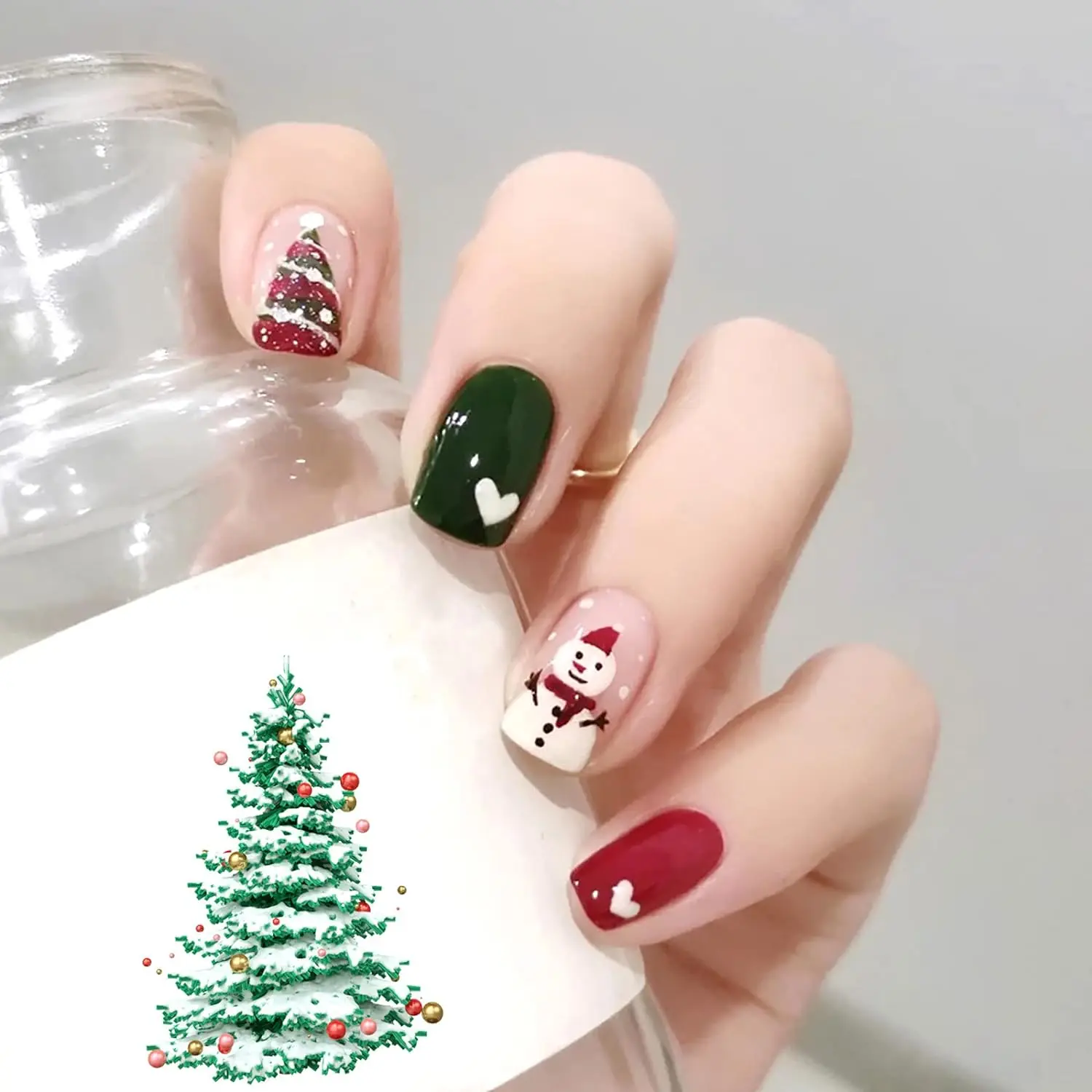 Christmas Tree Nail Art